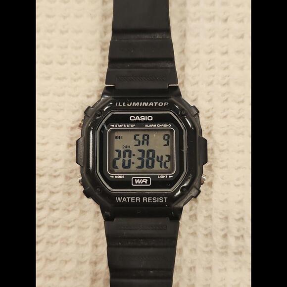 Casio | Accessories | Vintage Casio Illuminator Digital Mens Watch 3224 ...